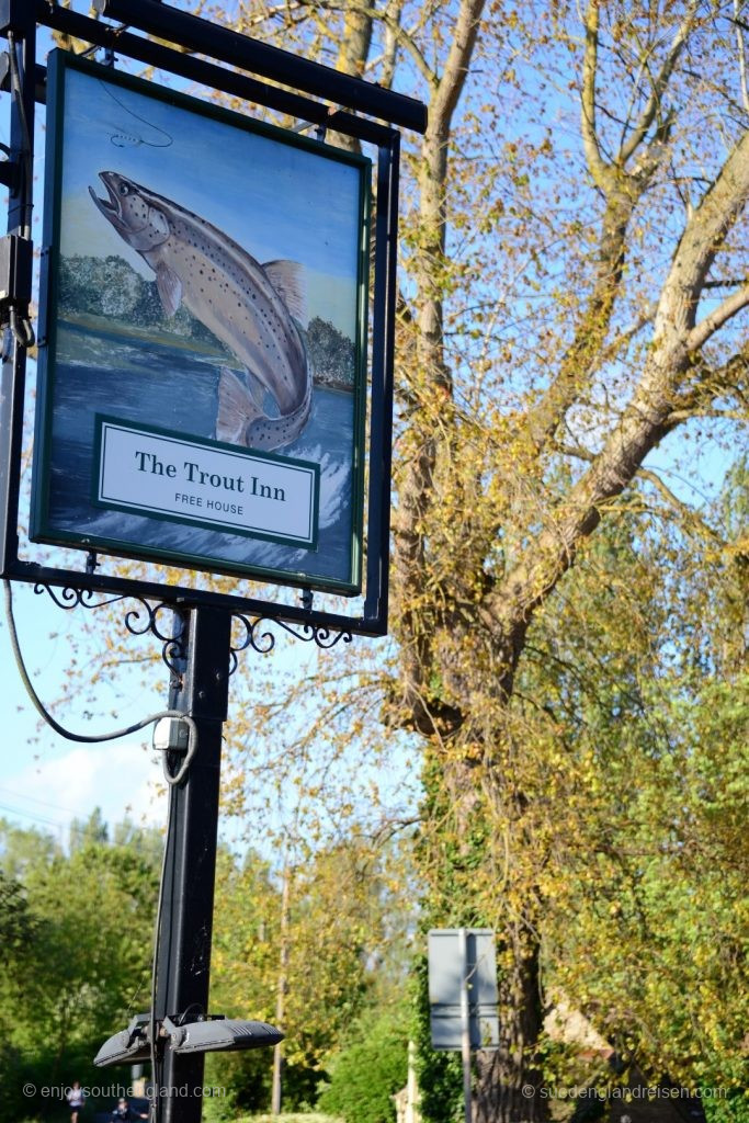 Das Trout Inn Pub in Wolvercote [Oxfordshire] - Von Kent bis Cornwall